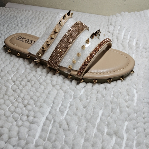 Cape Robbin | Shoes | New Spike Studded Open Toe Flip Flop | Poshmark
